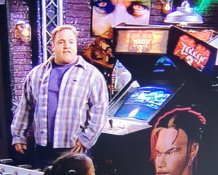 Kevin James with da Tekken 3 cabinet from Skittles - hosted by Neoseeker